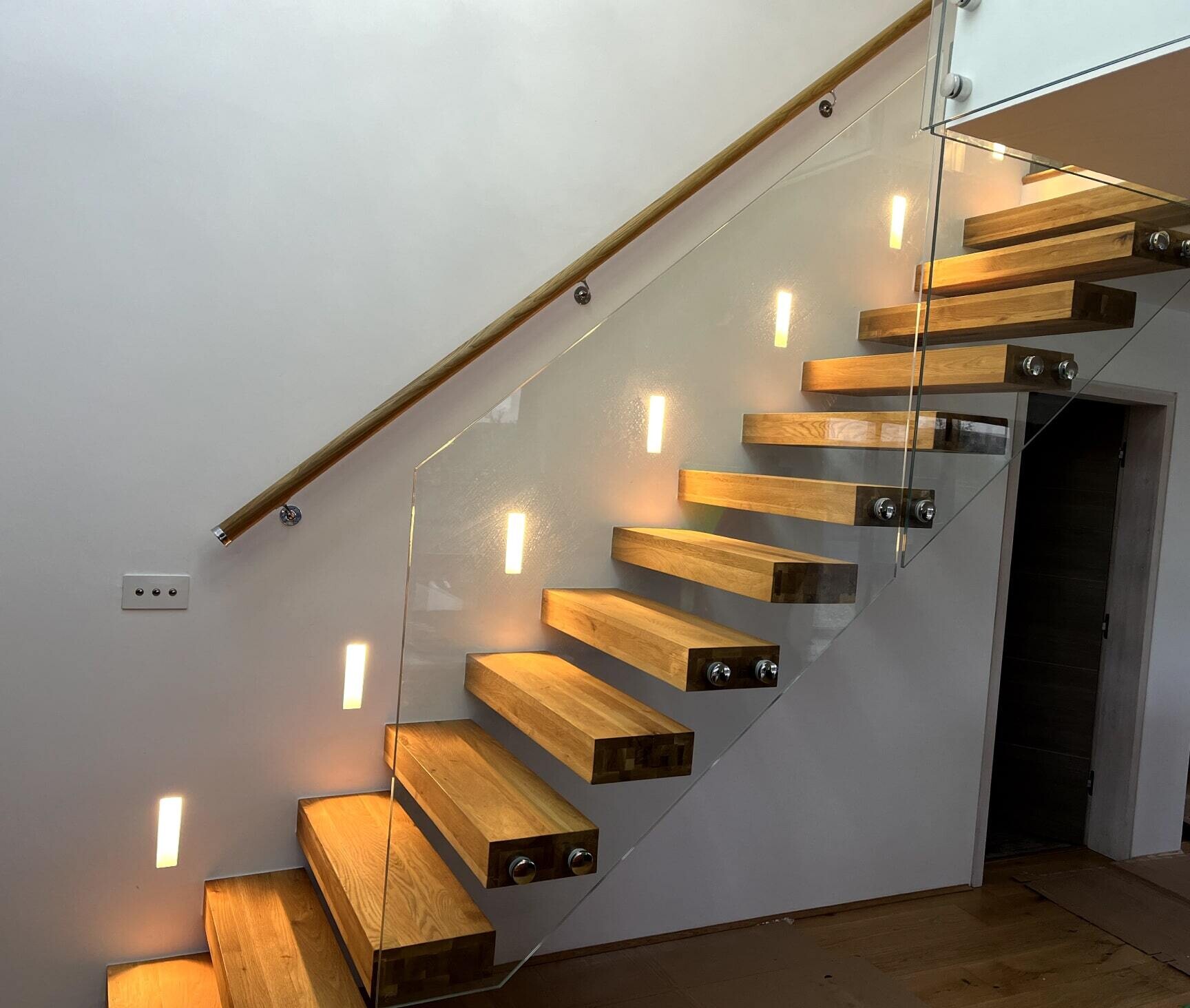 Frameless Glass Balustrades for Indoors & Outdoors | CBG Balconies